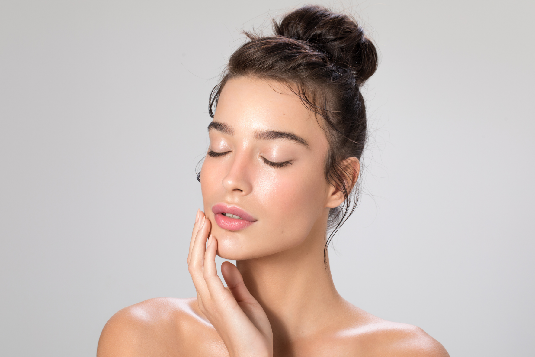 Profhilo geeft je huid een jeugdige boost - Omea anti-aging clinic ...